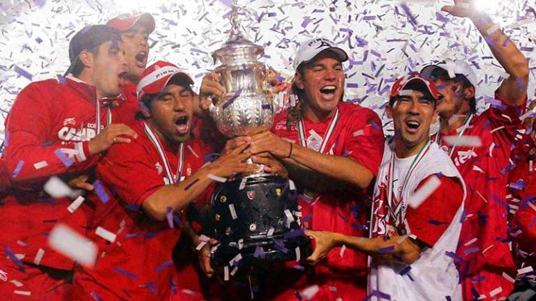 Festeja 104 años el Deportivo Toluca