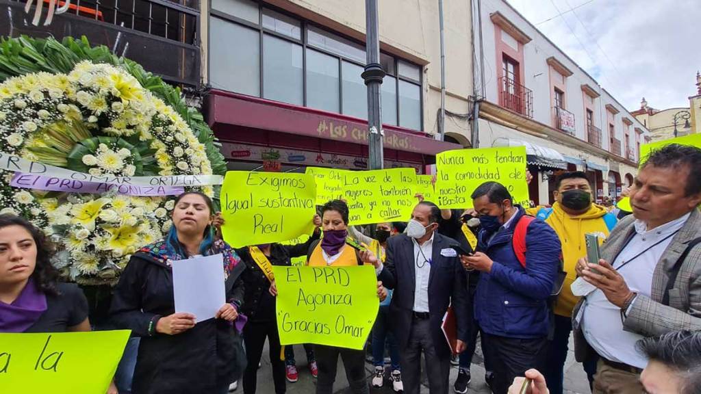 Diputado Omar Ortega, del PRD, viola derechos políticos de vicepresidenta