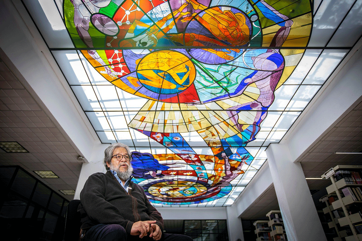 “Del rito a la ciencia”, vitral de la UAEMéx que refleja la evolución ...