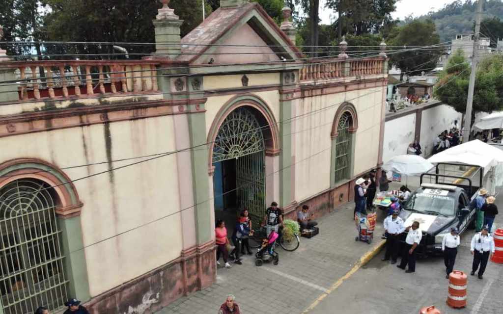 Horario para hacer tramites en el Panteón Municipal de Metepec - Lado.mx