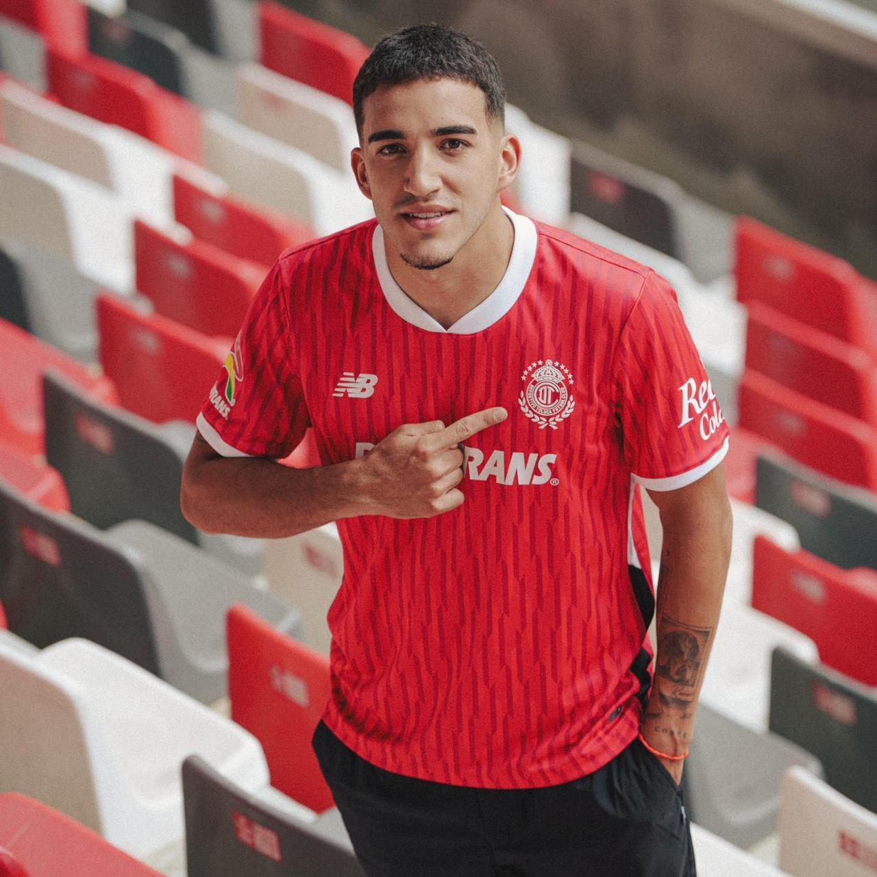 Diablos Rojos del Toluca FC presenta nuevos uniformes