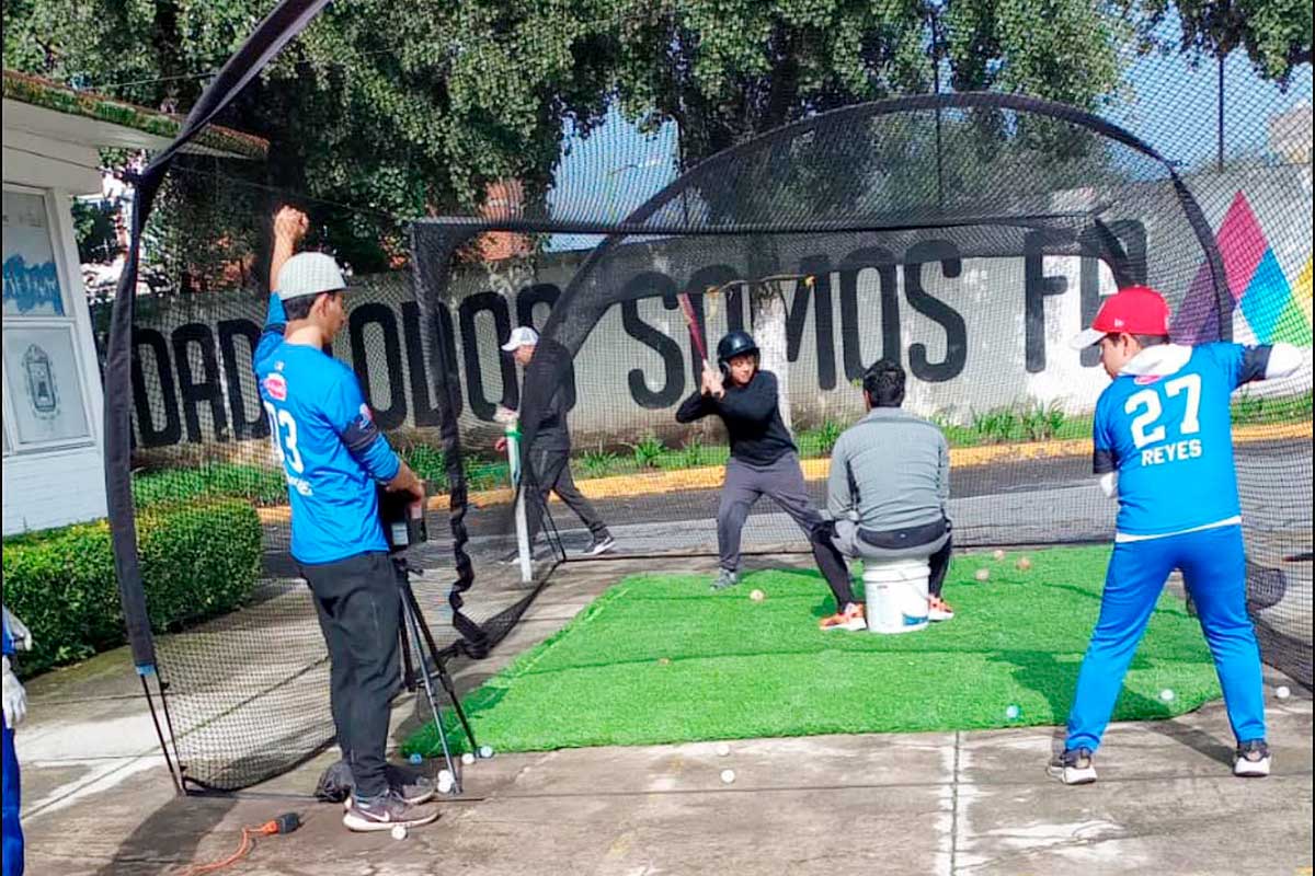 ¿Te gusta el beisbol? En Metepec puedes tomar un curso básico de bateo