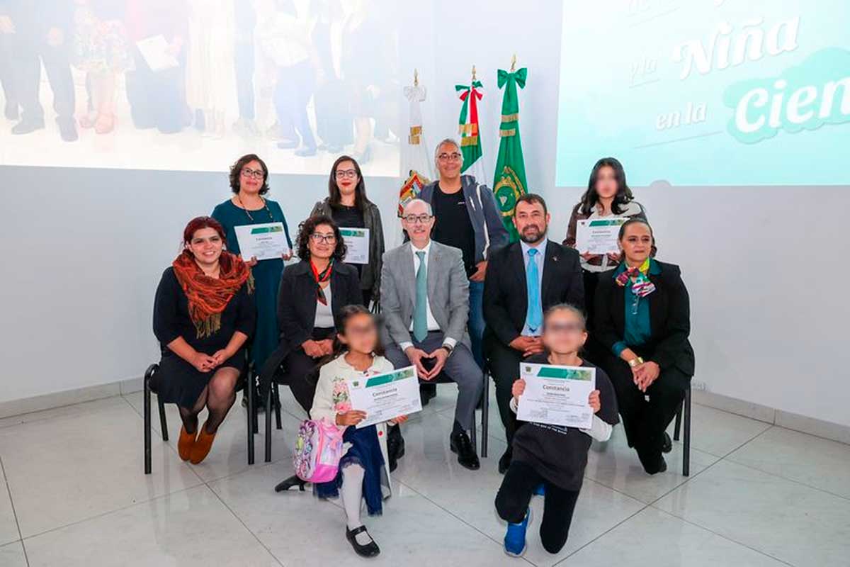 UAEMéx celebra la labor científica de las mujeres con una exposición ...