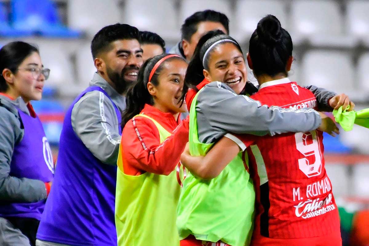 Diablas Rojas dan la campanada al vencer 2-3 al líder Pachuca en la ...