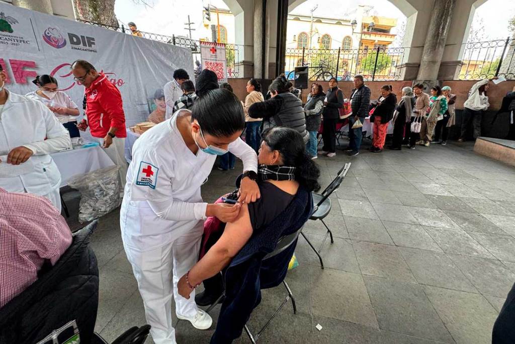 Cruz Roja Toluca – Metepec aplica 500 vacunas Pfizer contra COVID-19 en ...
